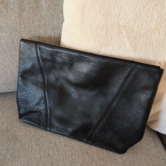 Vince | Bags | Vince Italy Black Leather Logo Maxi Purse Zip Clutch Bag ...
